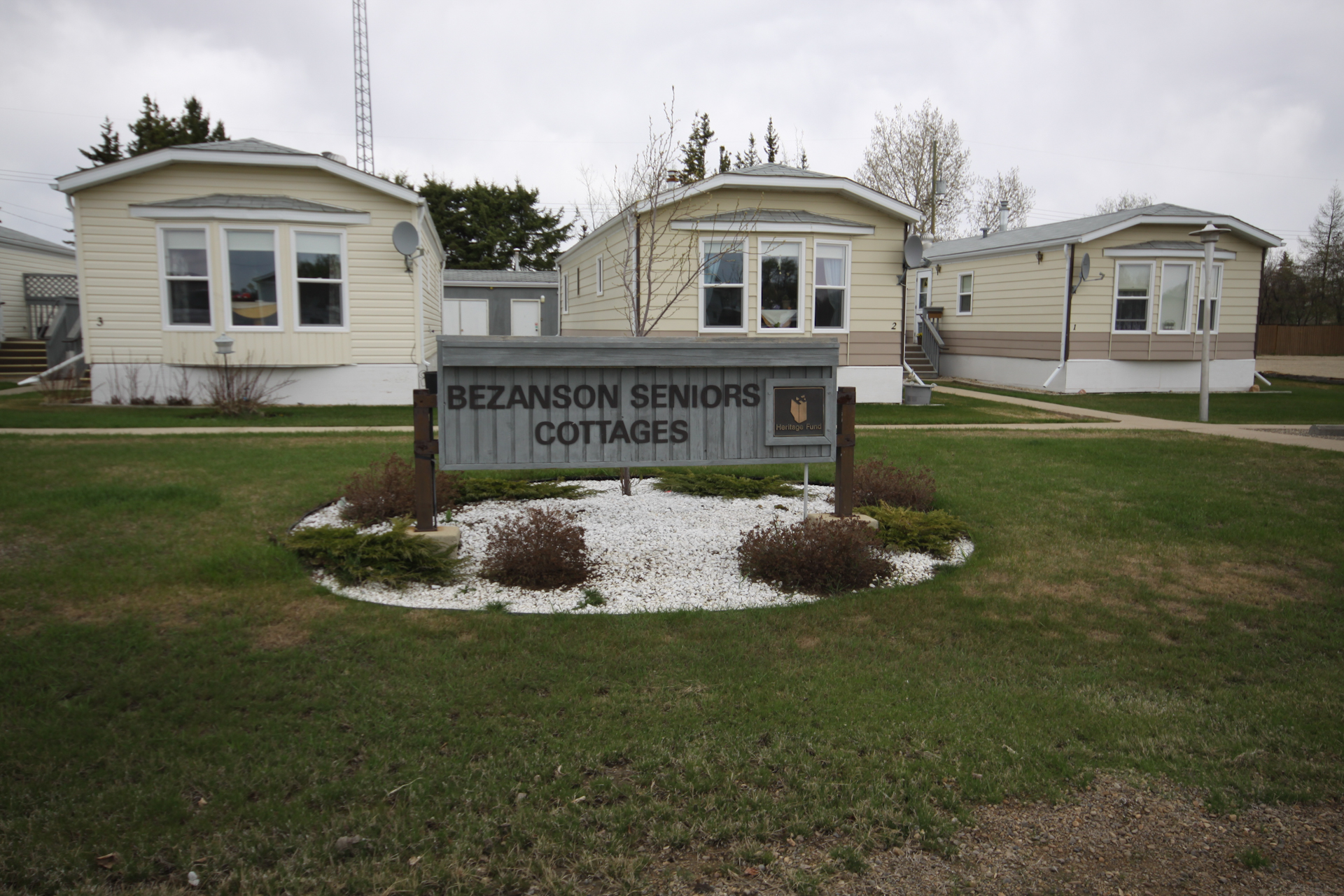 Bezanson Seniors Cottages - The Official Website of the Bezanson ...